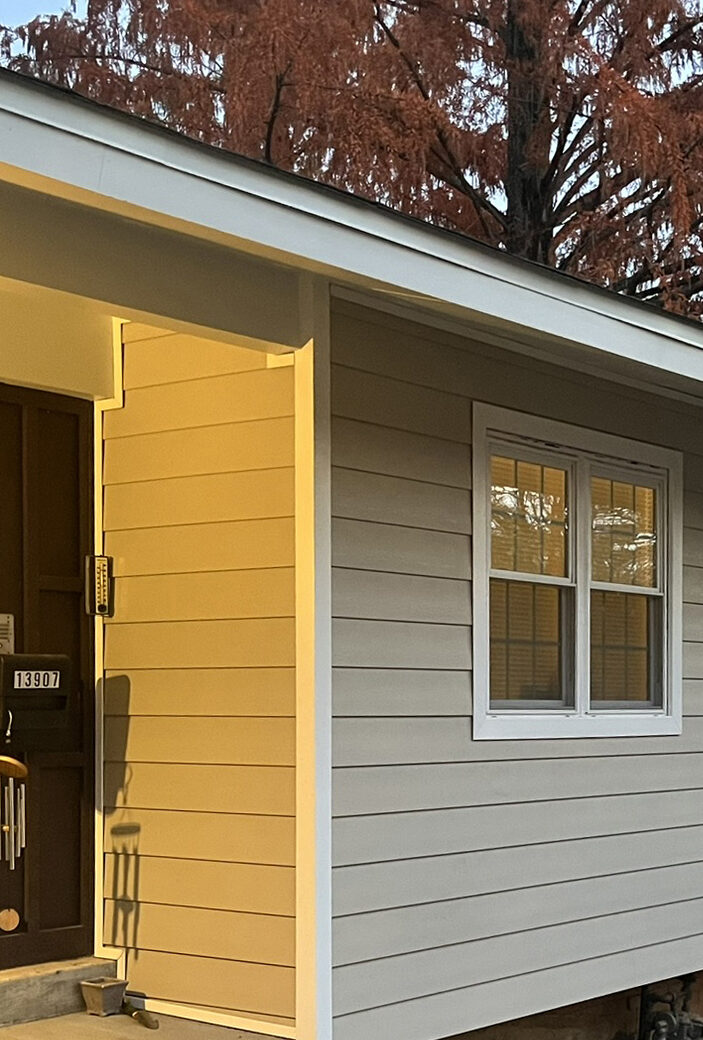 EVERLAST COMPOSITE SIDING - Rebel Roofer